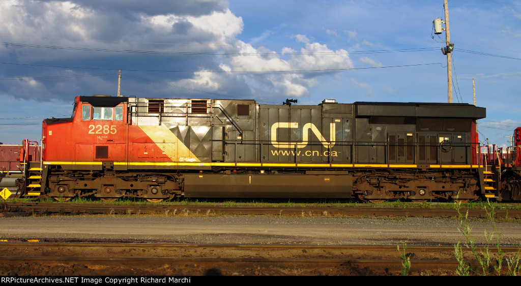 CN 2285